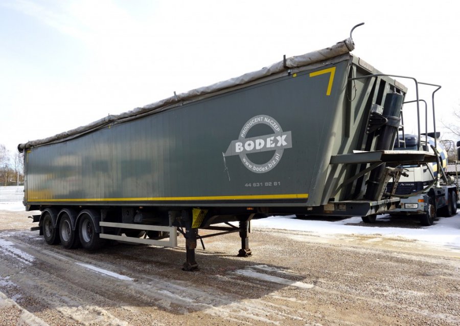 BODEX KIS3WA 53m3 - Puspiekabes - Z-truck - Komerctransporta tirdzniecība
